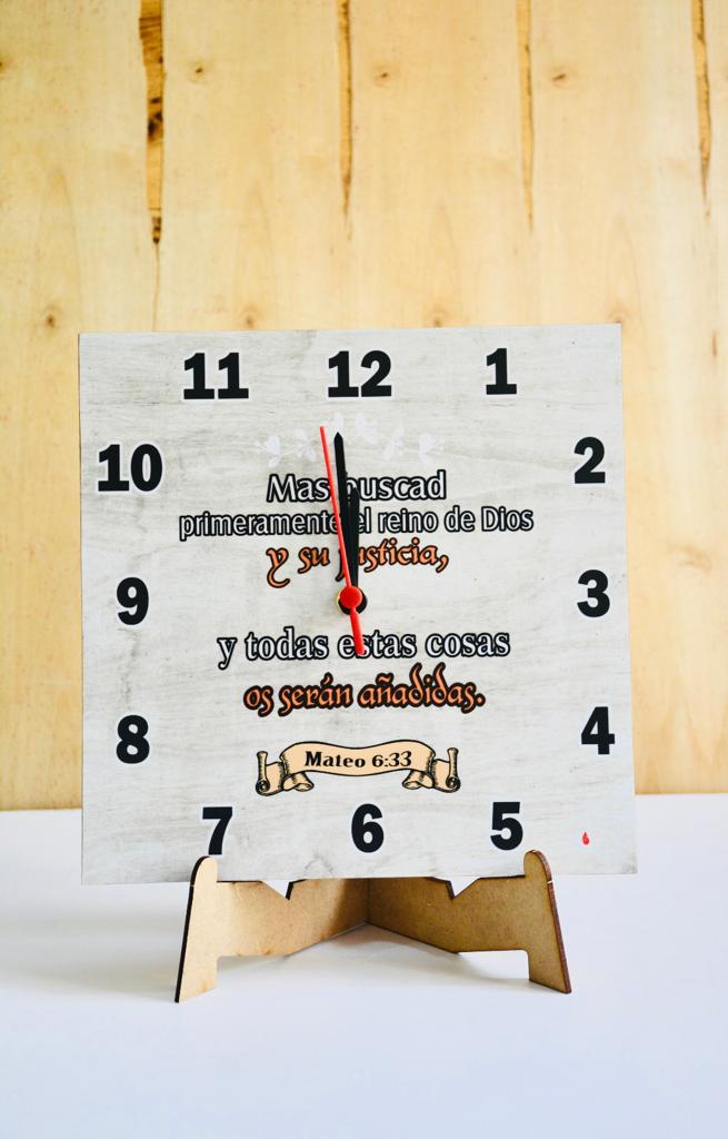 RELOJ DE PARED EN MADERA CON BASE | TIENDA FECP